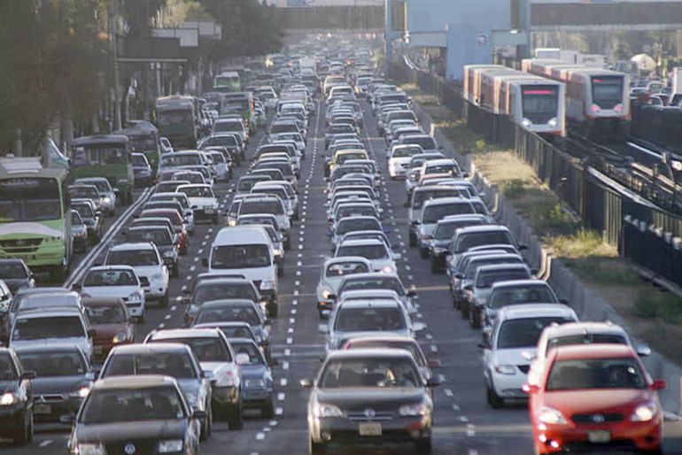 Tráfico, Vialidad, Tránsito: El tráfico en México avanza en promedio 6 ...