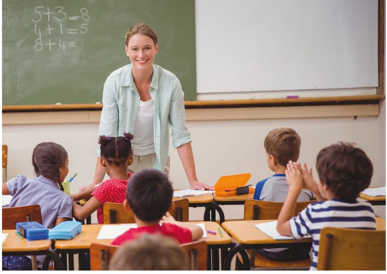 INEE pide ampliar la formación del maestro | Educación XXI | W Radio Mexico