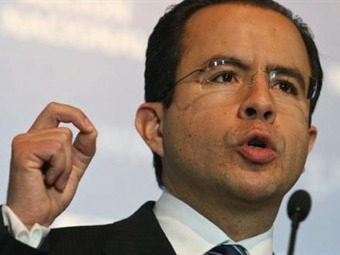 Propondrá César Nava crear comisión de reflexión y análisis ...