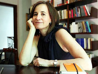 Mónica Lavín, ganadora del Premio Gilberto Owen | Actualidad | W Radio ...