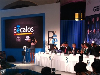 Más de 10 mil graduados este año del programa Bécalos | Actualidad | W ...