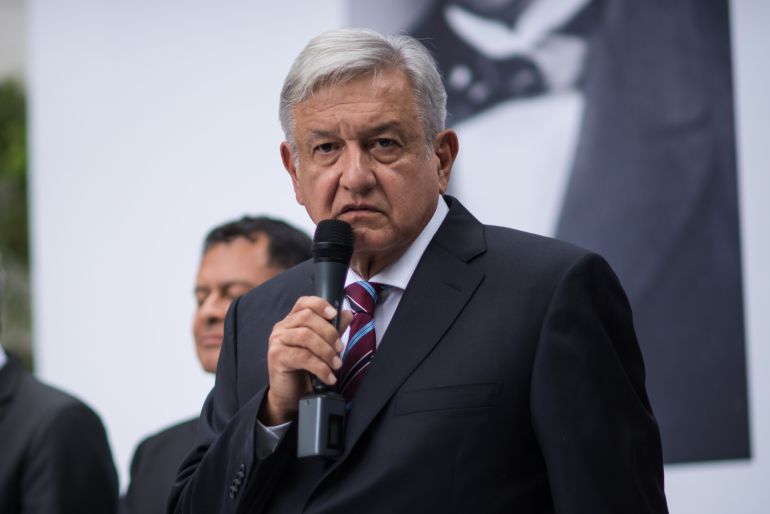 AMLO, UNAM, porros: Se solidariza AMLO con estudiantes de la UNAM y ...