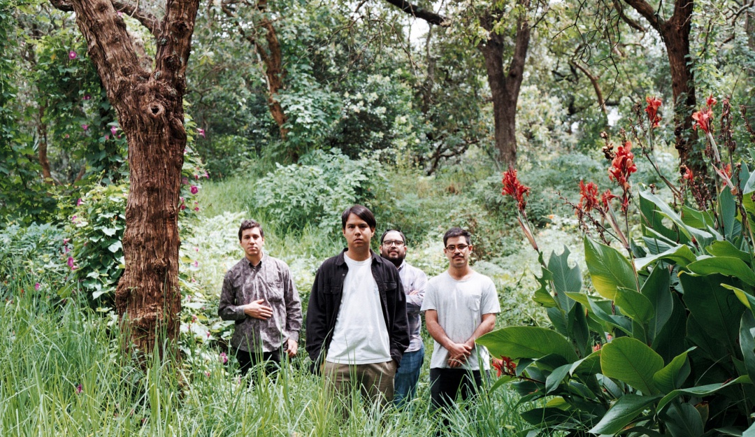 Oscar Adame nos presenta una entrevista con Los Blenders | Wfm | W ...