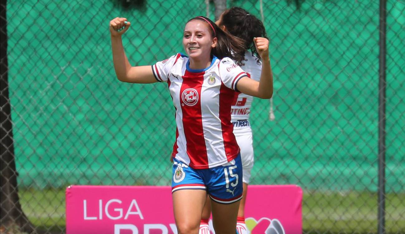 De México para Europa; Rubí Soto hace historia en el futbol femenil ...